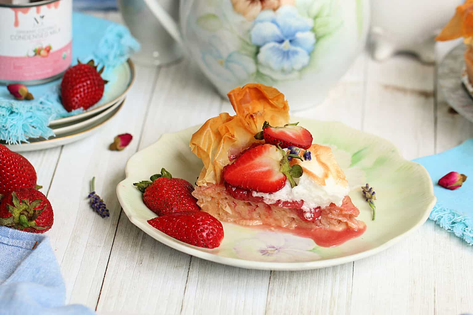 Strawberry Crème Custard Crinkle Cake — At Home with Rebecka