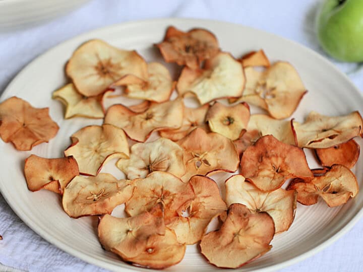 Air-Fryer Apple Flower Crisps — At Home with Rebecka